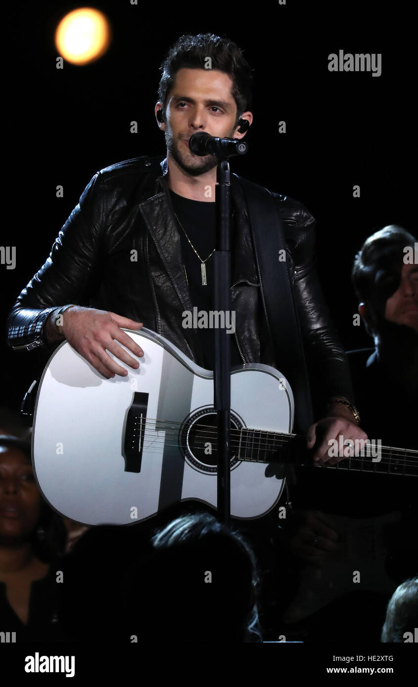 50th Annual CMA Awards Show at The Bridgestone Arena - Performances ...