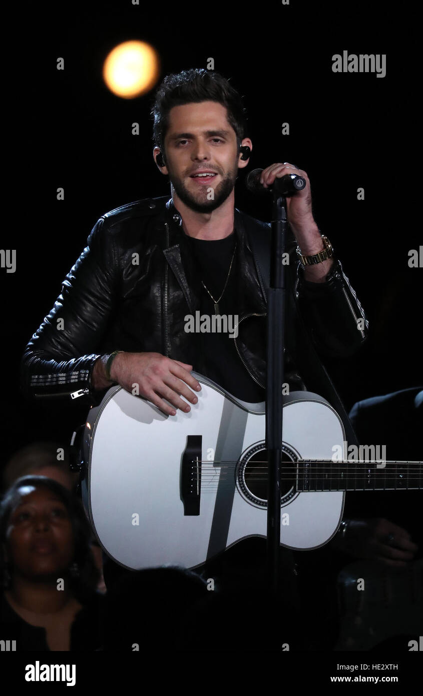 50th Annual CMA Awards Show at The Bridgestone Arena - Performances ...