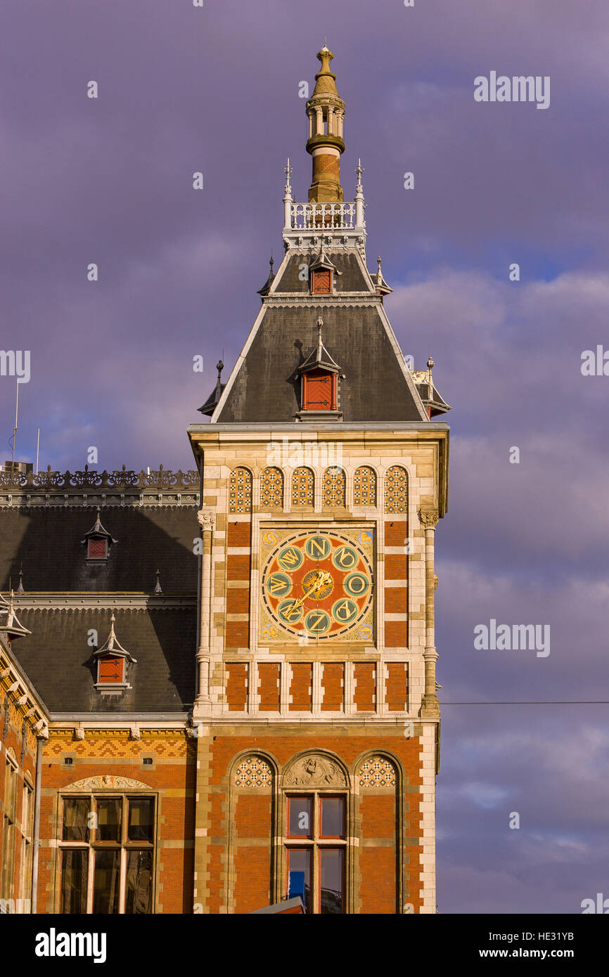 Wind indicator clock hi-res stock photography and images - Alamy