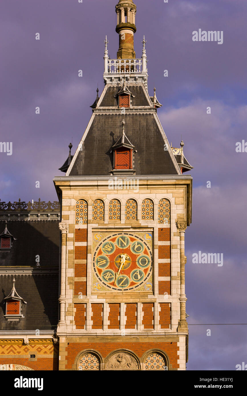 Wind indicator clock hi-res stock photography and images - Alamy