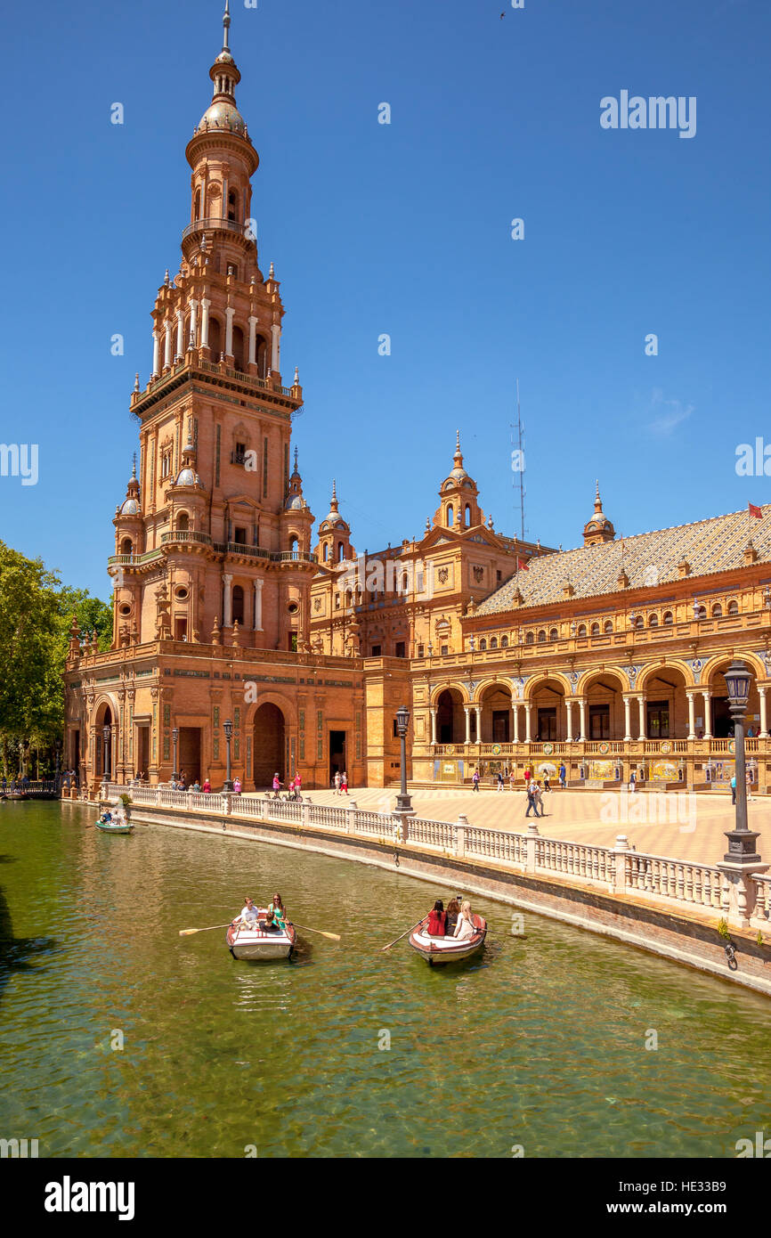 Spain Square Seville Stock Photo - Alamy