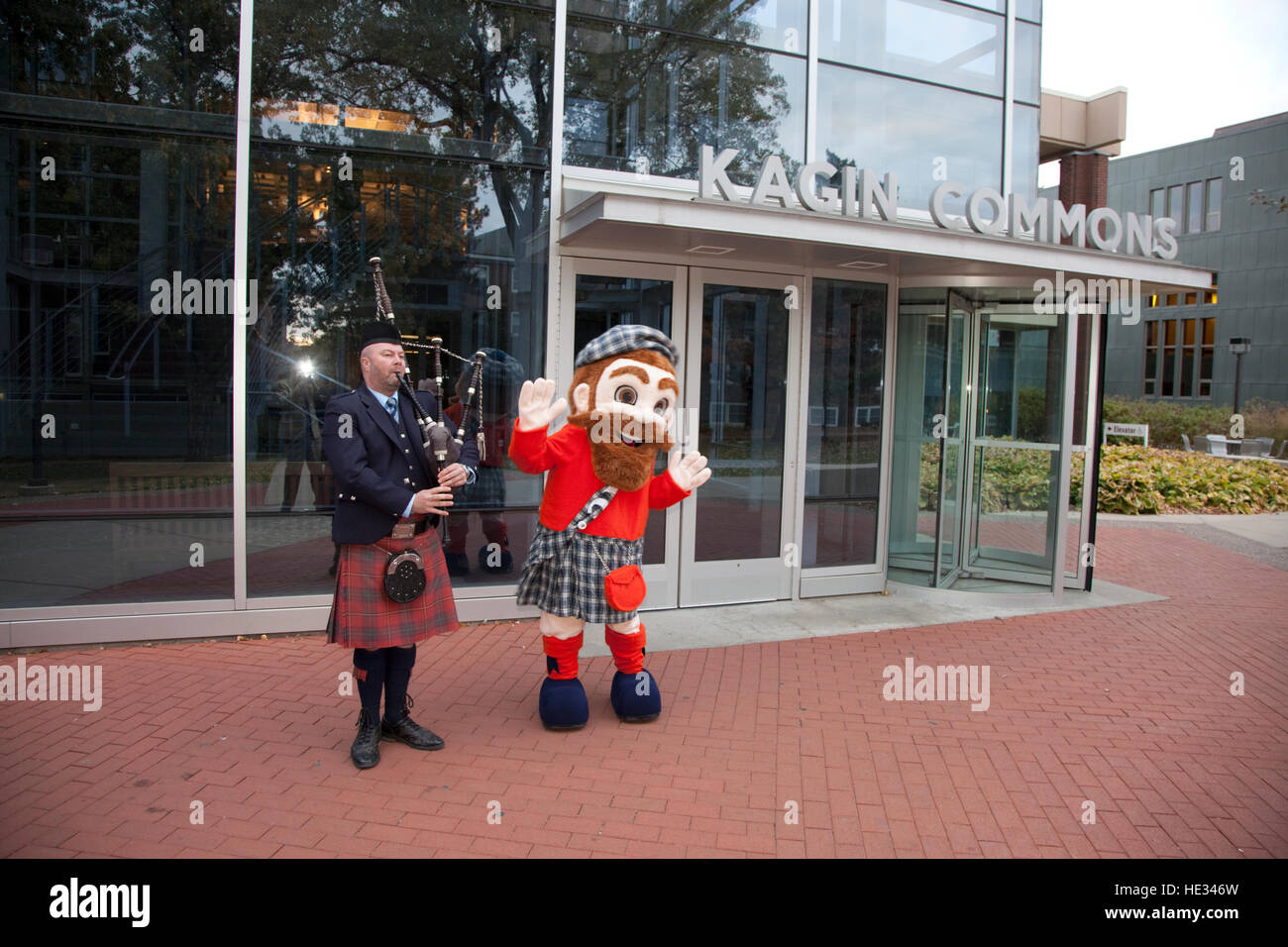 Macalester College Mascot Mac the Scot and bag piper, welcome alumni to ...