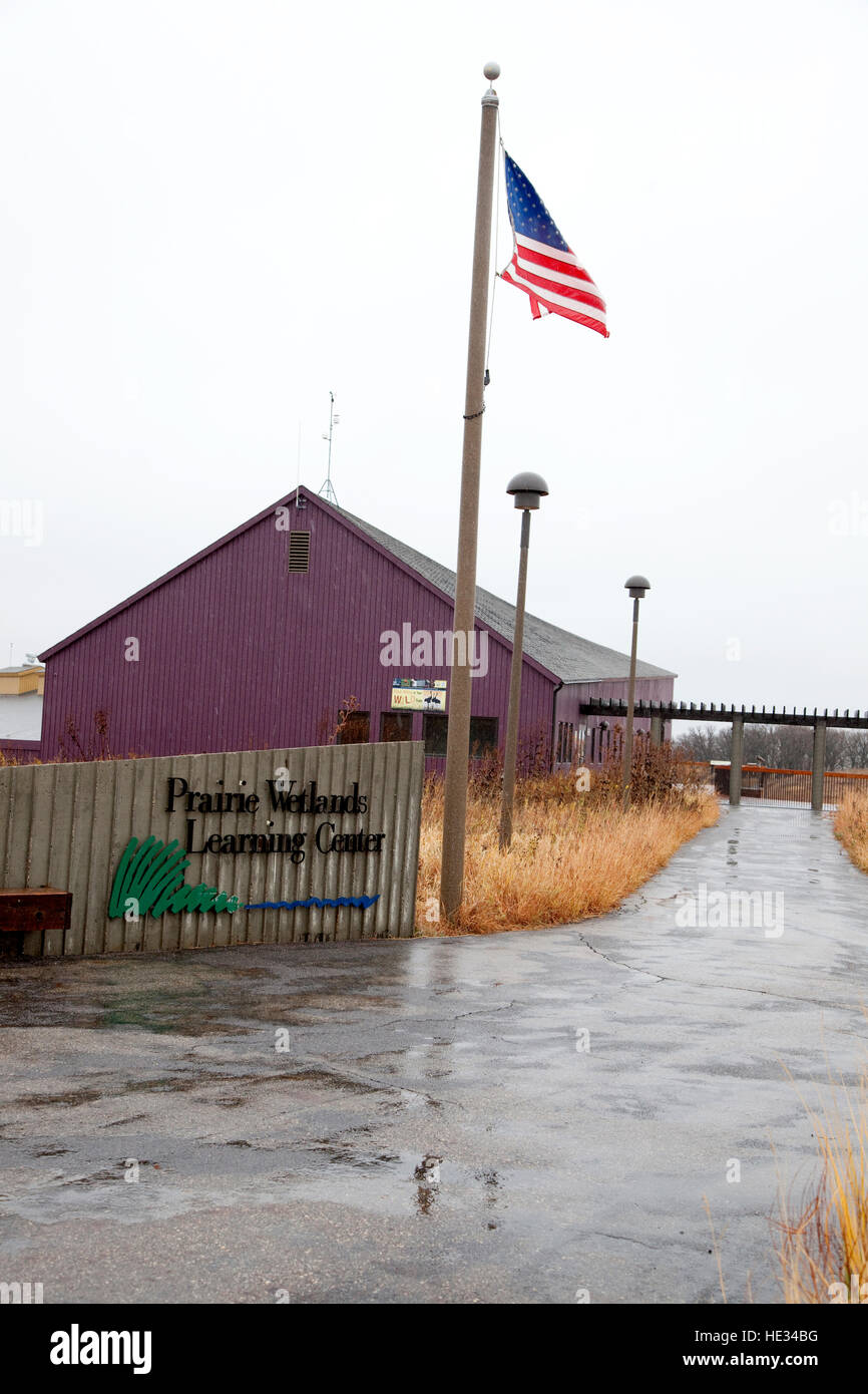 Prairie Wetlands Learning Center promotes conservation and study of the ...