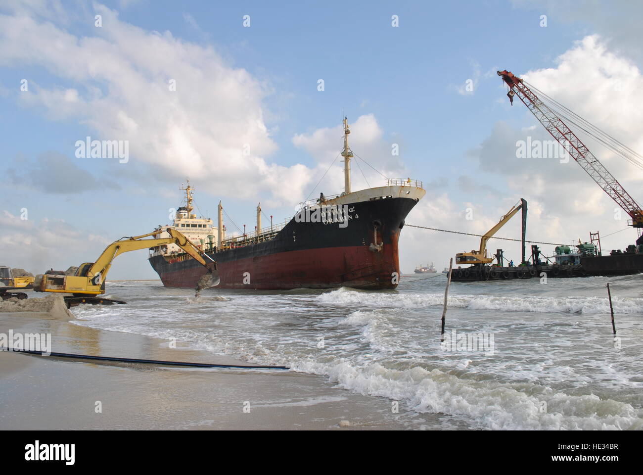 Ran aground oil tanker ship in Thailand Stock Photo - Alamy
