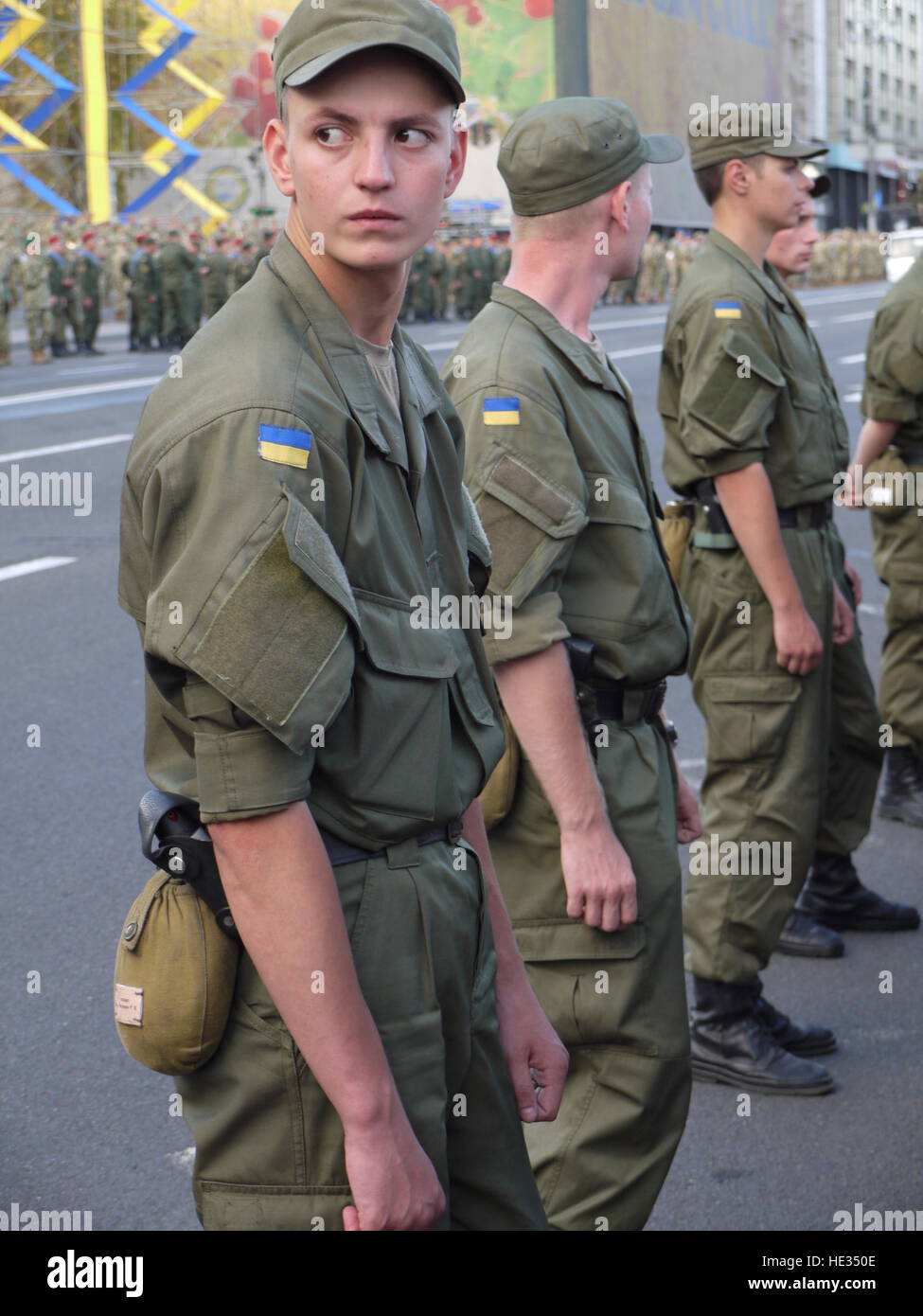 Ukraine kyiv soldier hi-res stock photography and images - Alamy