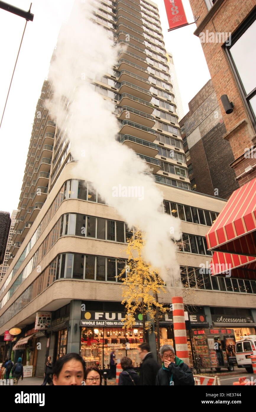 Smoke pipe hi-res stock photography and images - Alamy