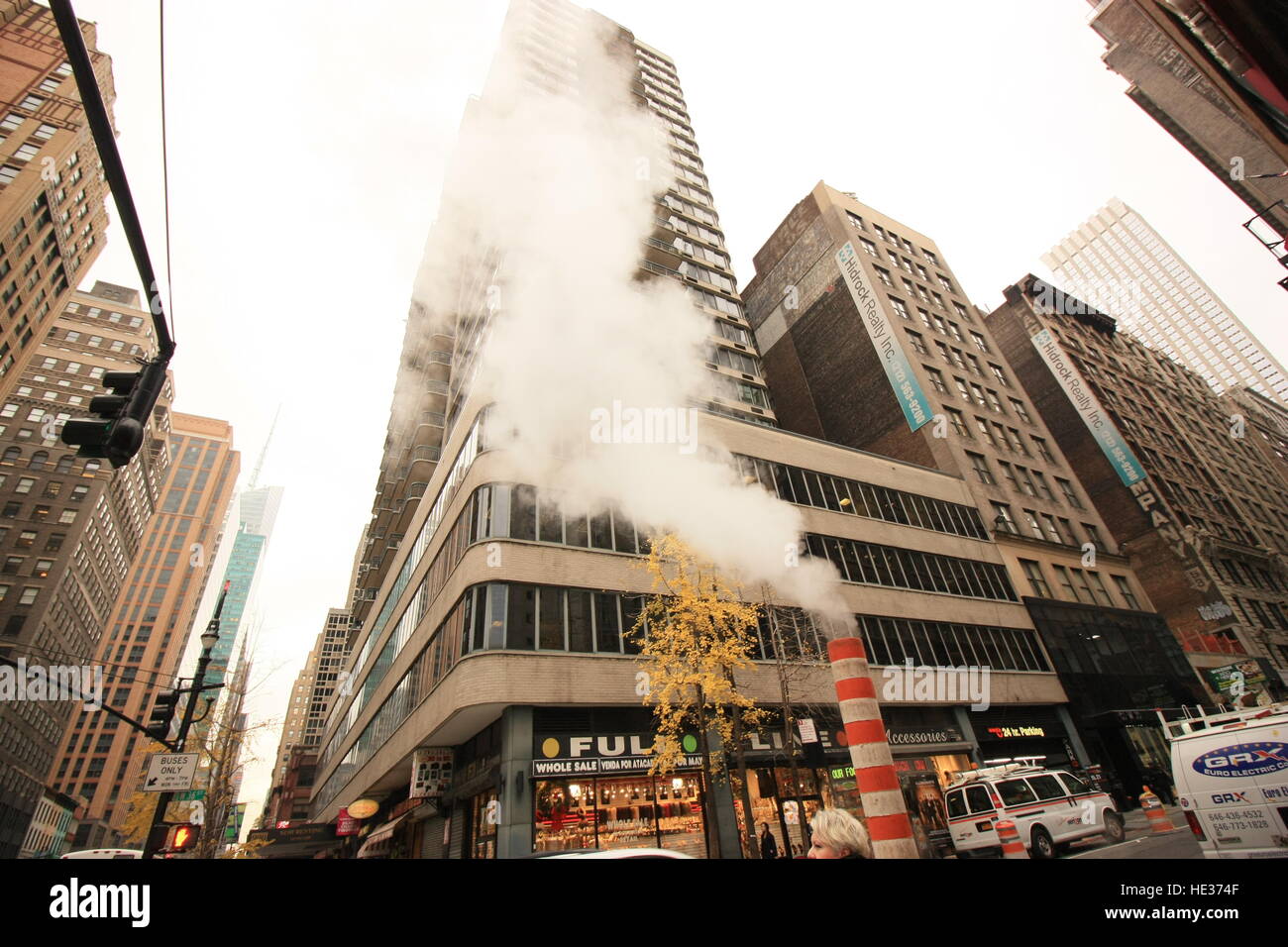 Smoke in manhattan hi-res stock photography and images - Alamy