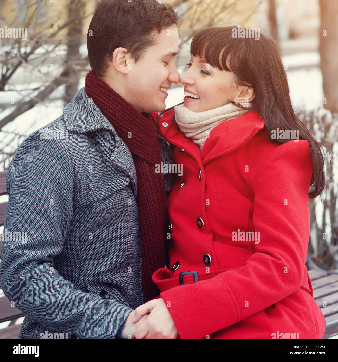Stylish outdoor couple hi-res stock photography and images - Alamy
