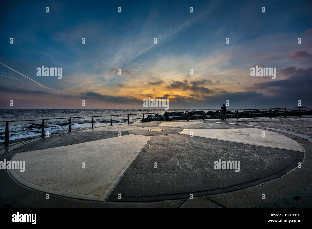Ness Point, Lowestoft Ness, Suffolk North Sea Sunrise dawn Stock Photo ...