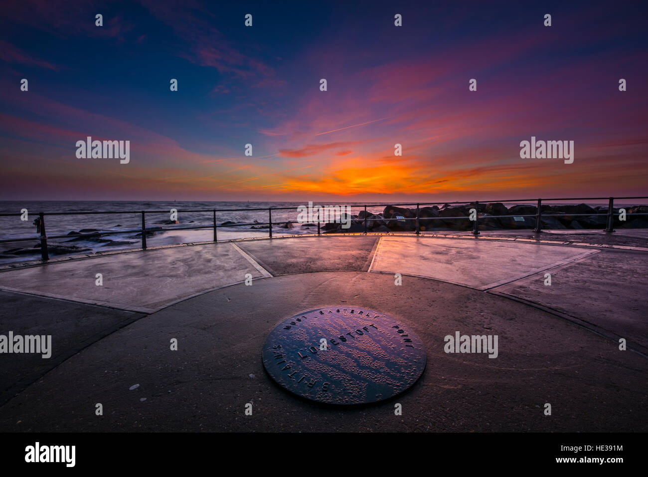 Ness Point, Lowestoft Ness, Suffolk North Sea Sunrise dawn Stock Photo ...