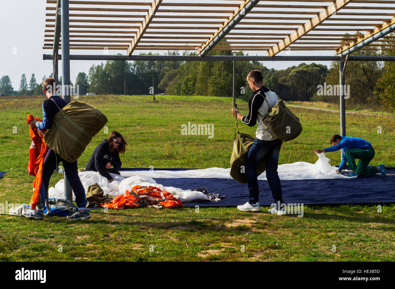 Parachutists - 2014.Packing of parachute Stock Photo - Alamy