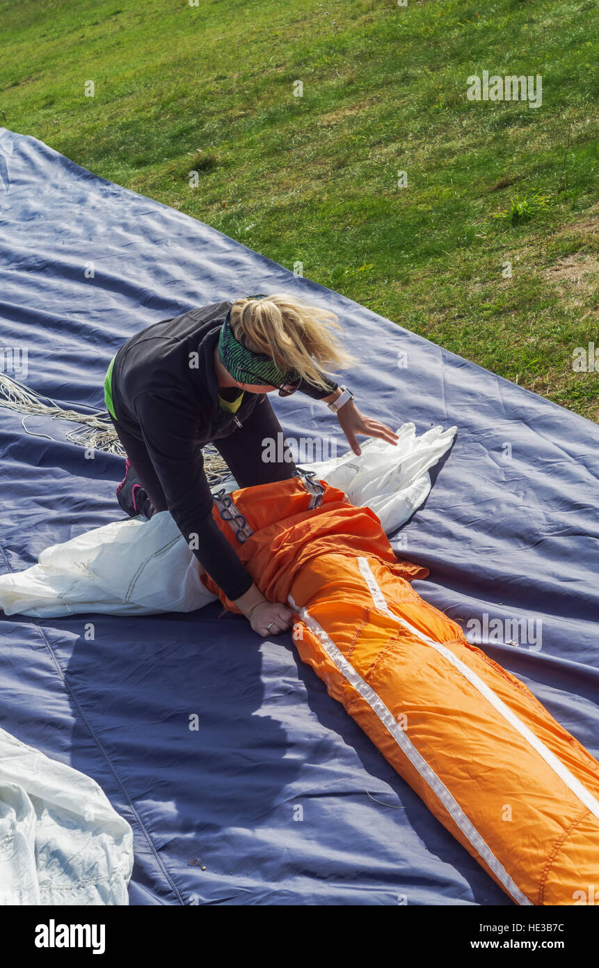 Parachutists - 2014.Packing of parachute Stock Photo - Alamy