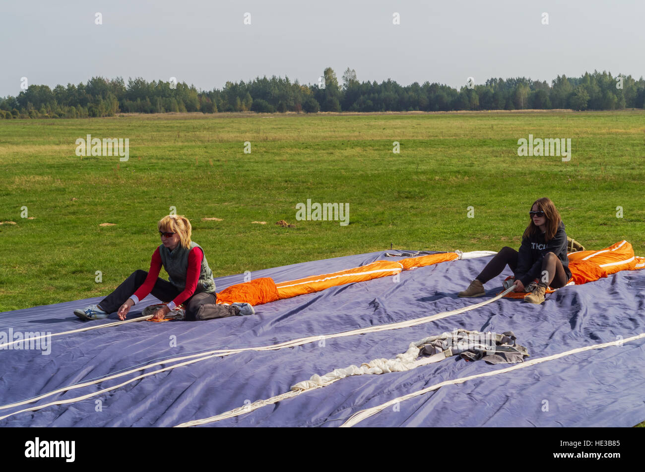 Parachutists - 2014.Packing of parachute Stock Photo - Alamy