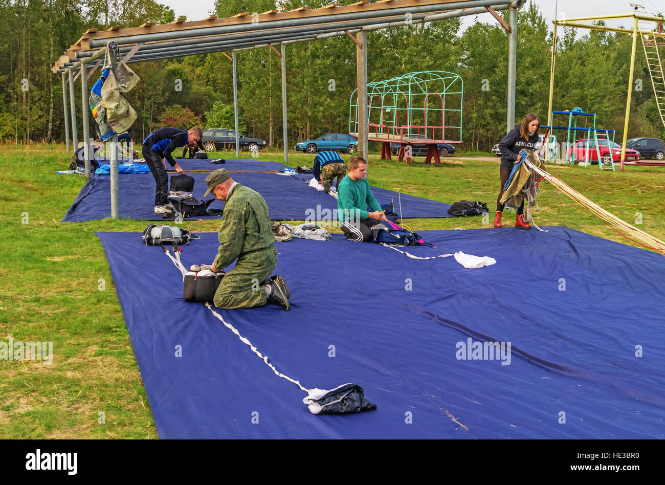 Parachutists - 2014.Packing of parachute Stock Photo - Alamy