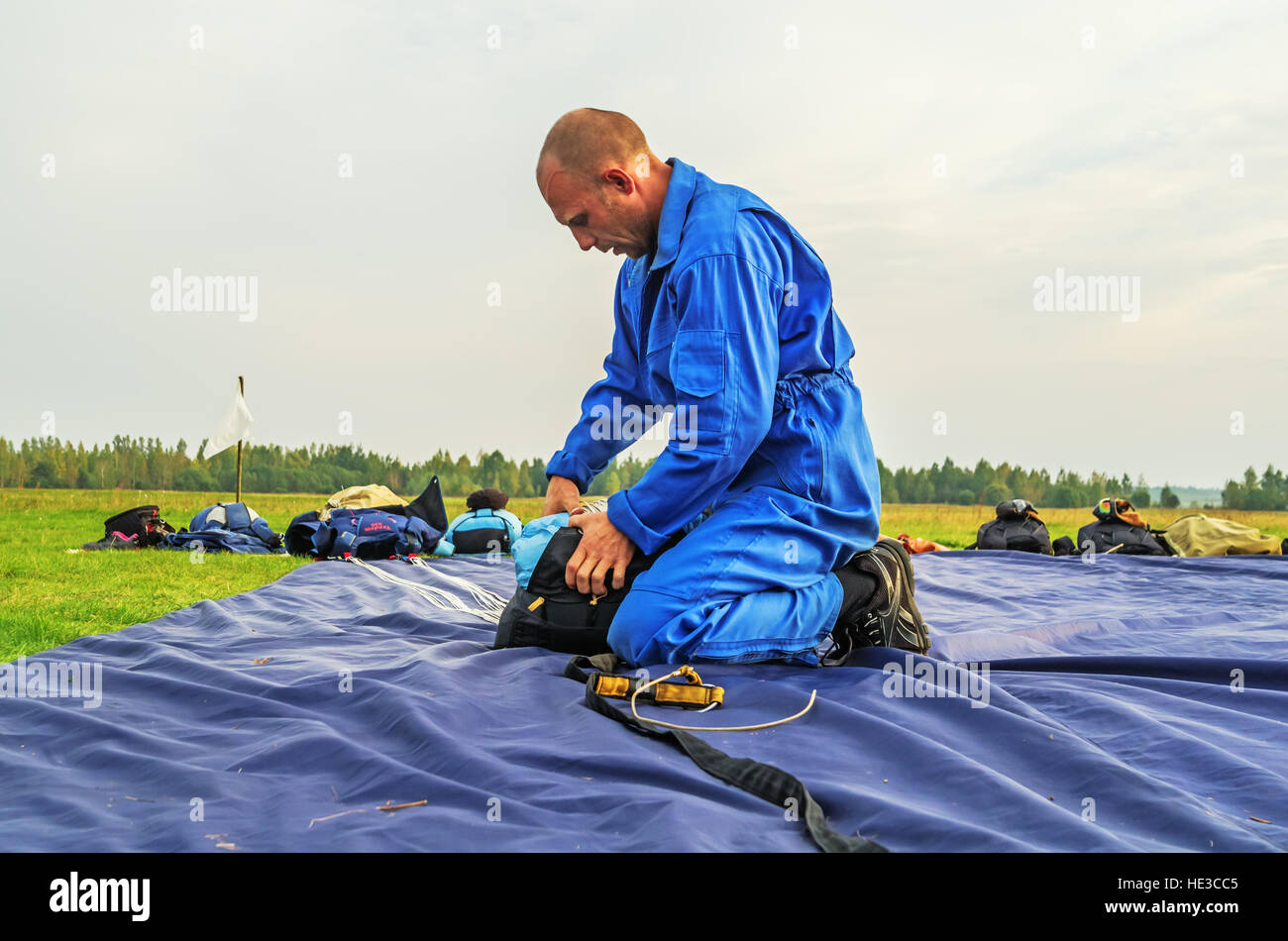 Parachutists - 2014.Packing of parachute Stock Photo - Alamy