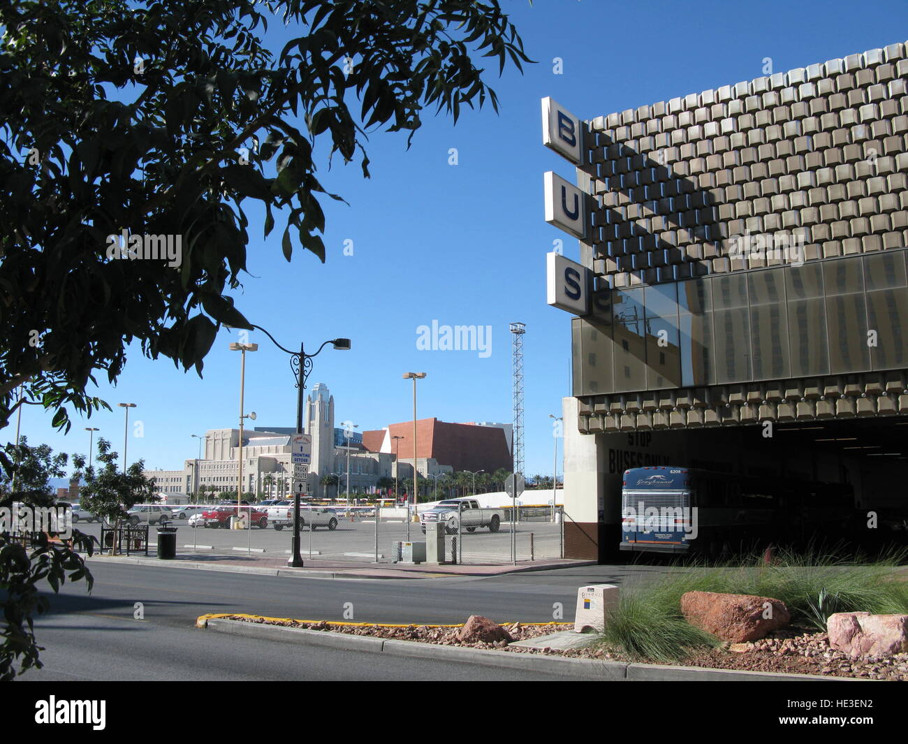 Greyhound bus station usa hi-res stock photography and images - Alamy
