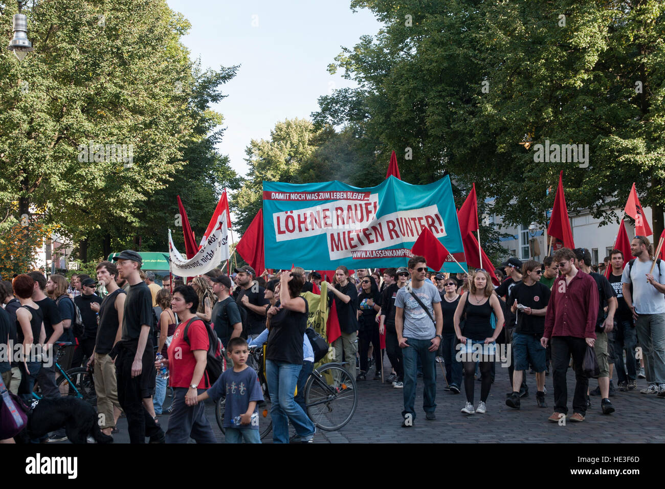 Berlin germany protest rent hi-res stock photography and images - Alamy