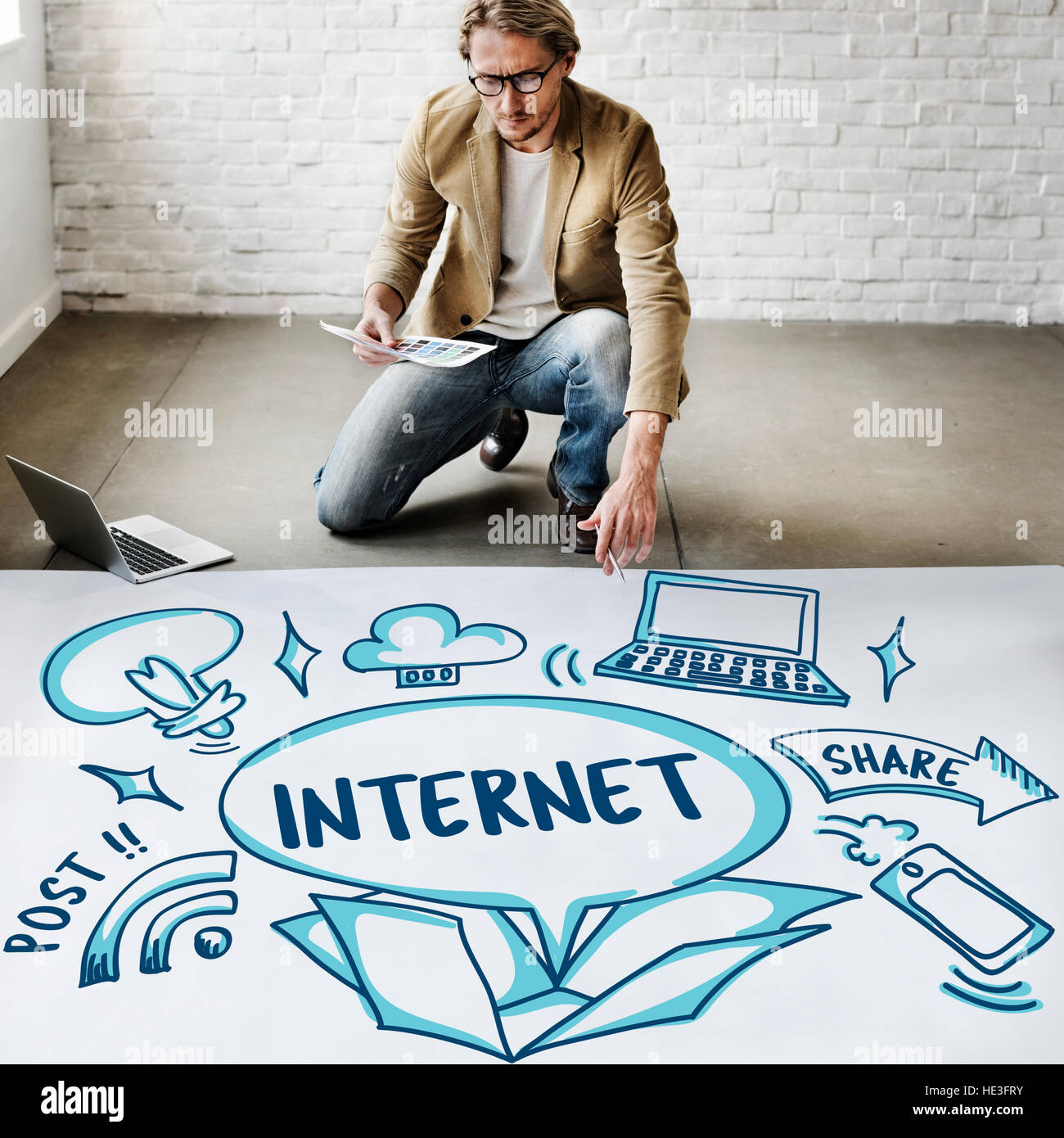 Internet Technology Ideas Outside Box Sketch Concept Stock Photo - Alamy