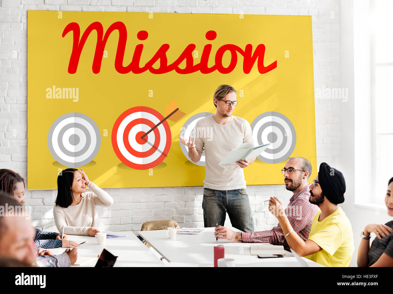 Target Goal Mission Strategy Icon Concept Stock Photo - Alamy