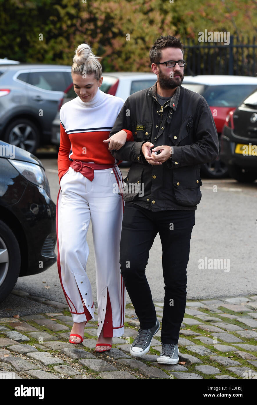 X Factor winner of 2015 Louisa Johnson seen signing autographs and ...
