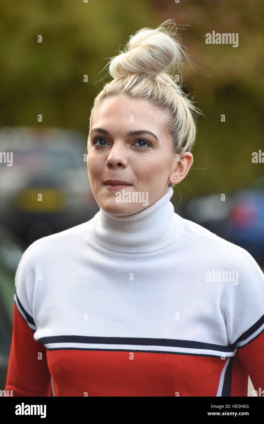 X Factor winner of 2015 Louisa Johnson seen signing autographs and ...