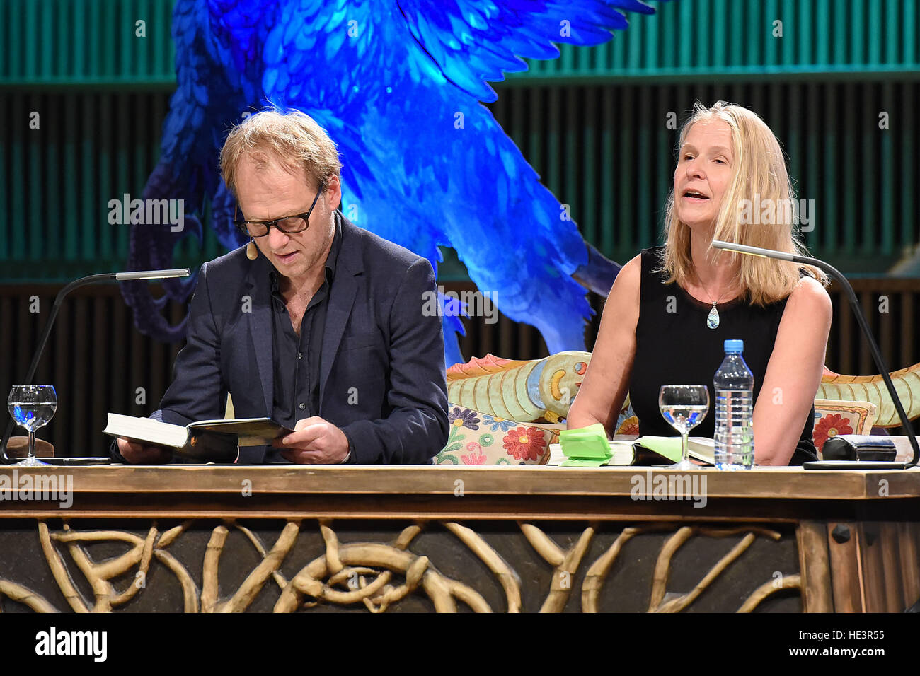 'Die Feder eines Greifs' book reading of childrens book author Cornelia ...