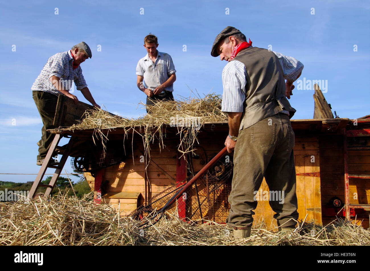 Vintage agricultural threshing machine hi-res stock photography and ...