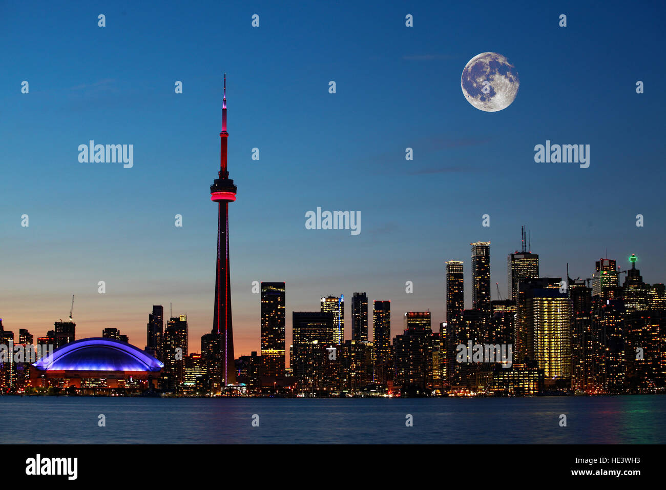 A Moon rising over Toronto, Canada Stock Photo - Alamy