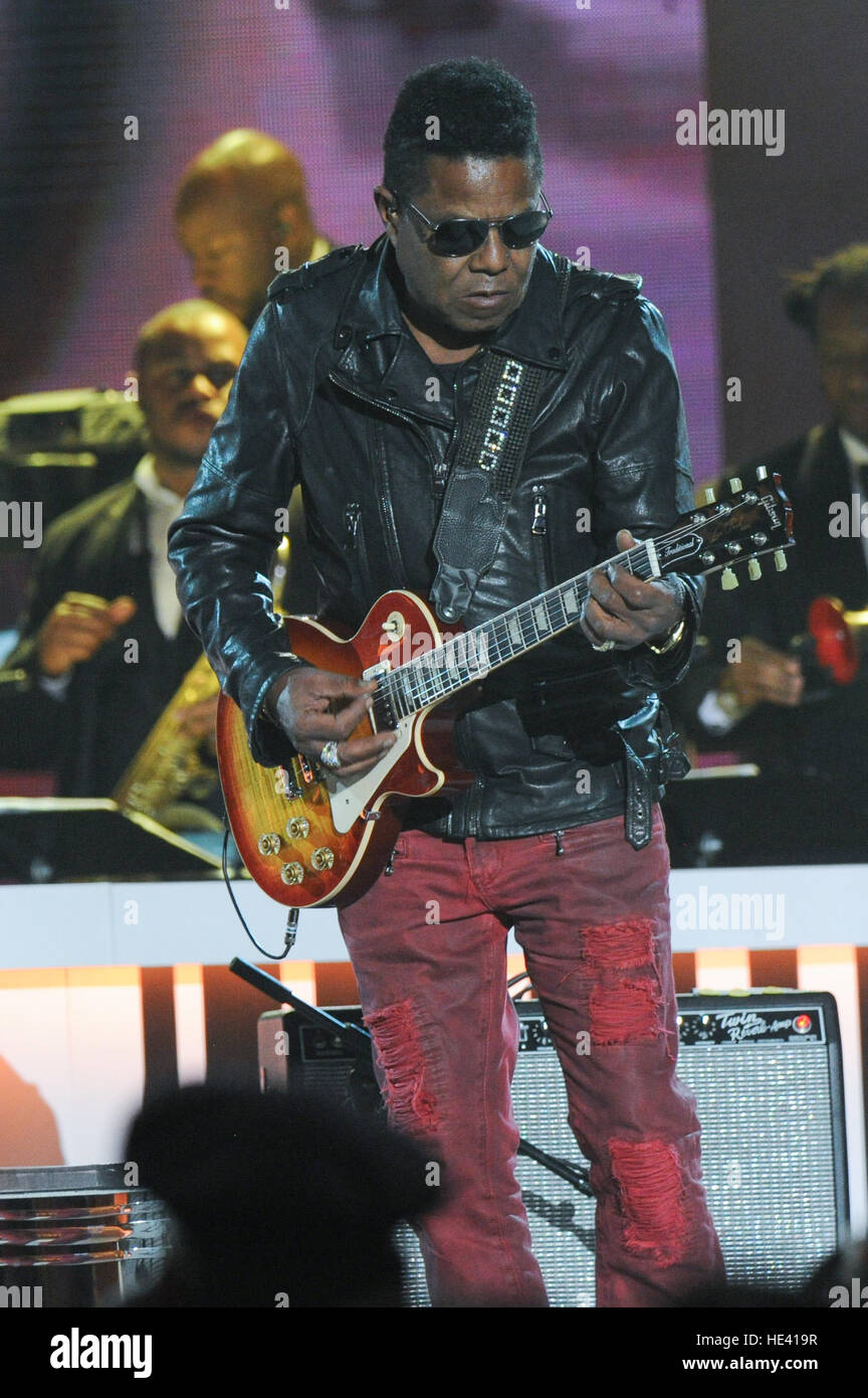 2016 Soul Train Music Awards at The Orleans Arena - Performances and ...