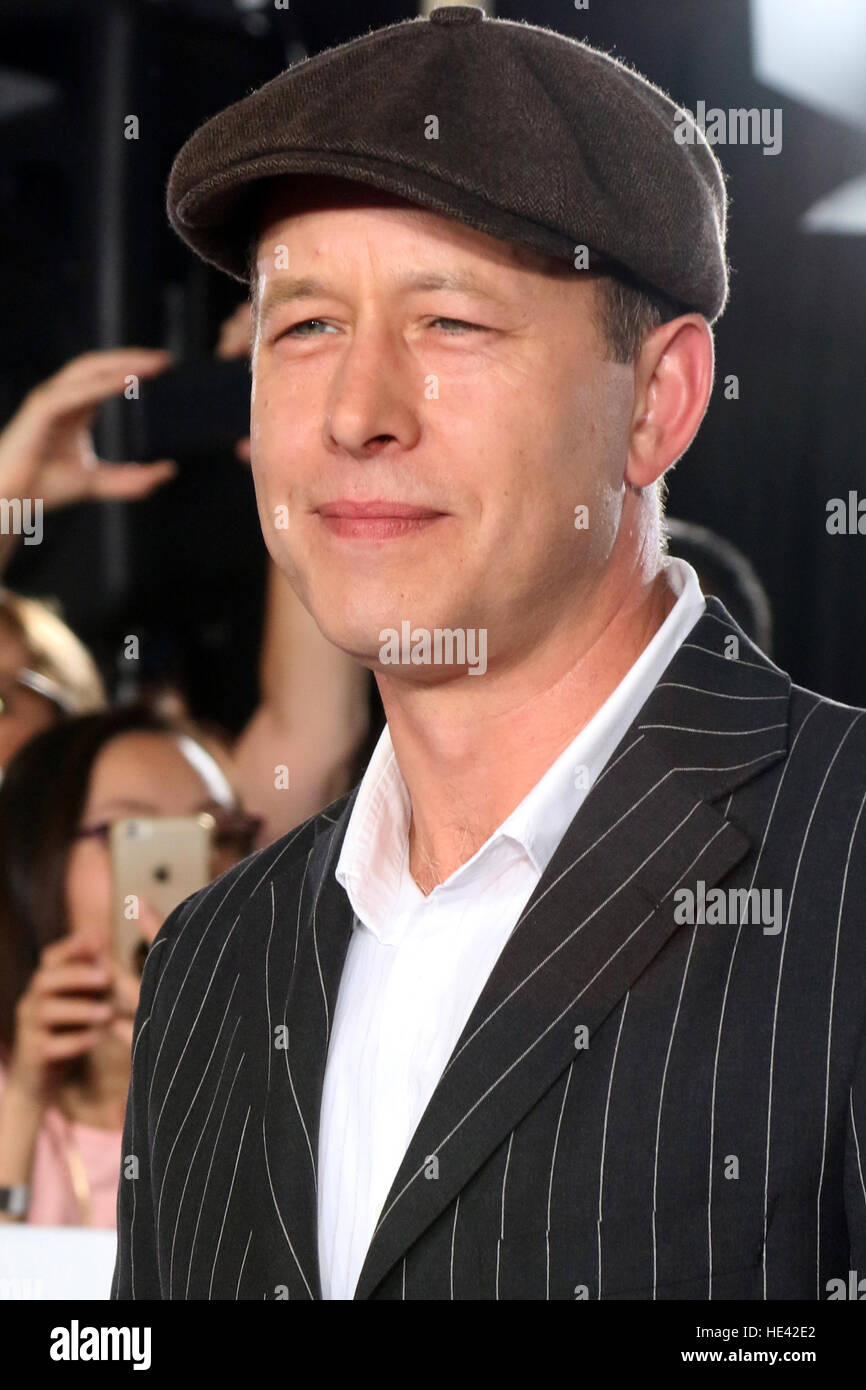 'Allied' Fan Screening at the Village Theatre Featuring: Daniel Betts ...