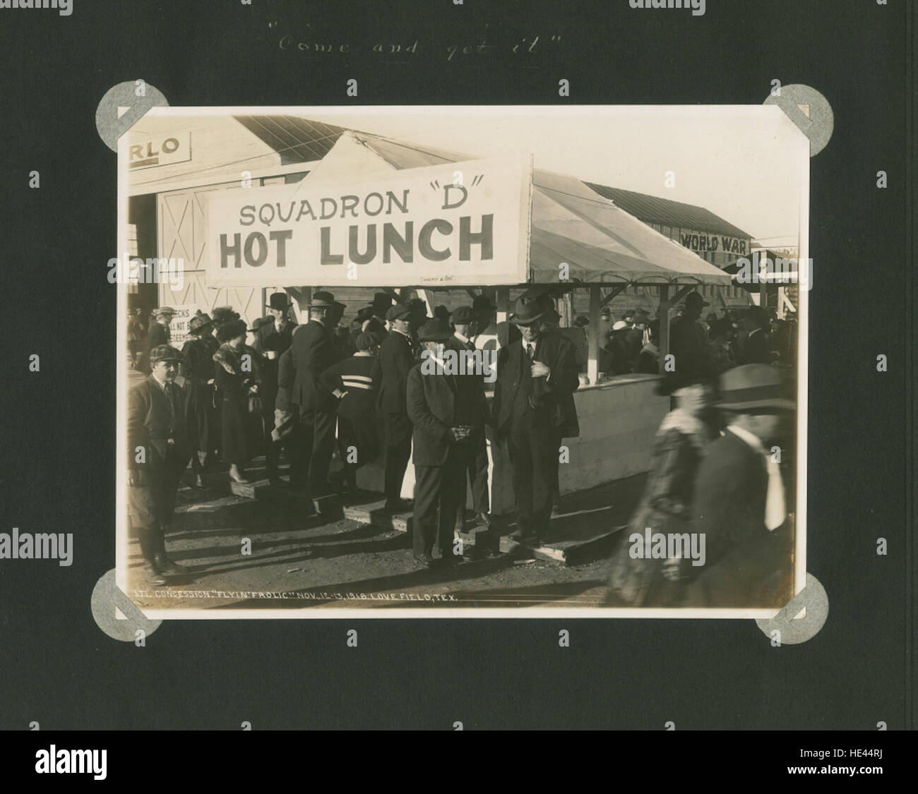 Reflecting bases hi-res stock photography and images - Alamy