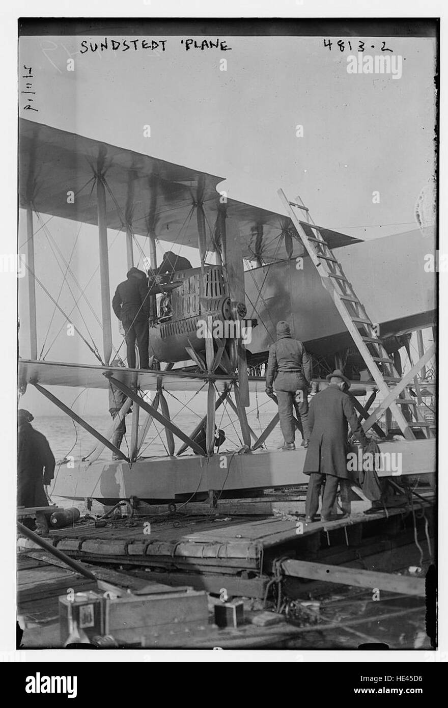 Early flight plane Black and White Stock Photos & Images - Alamy