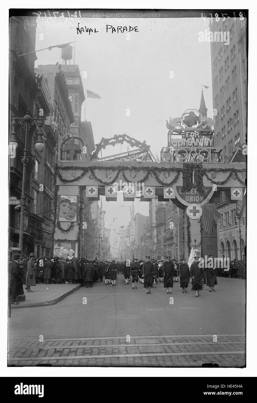Parade past Cut Out Stock Images & Pictures - Alamy