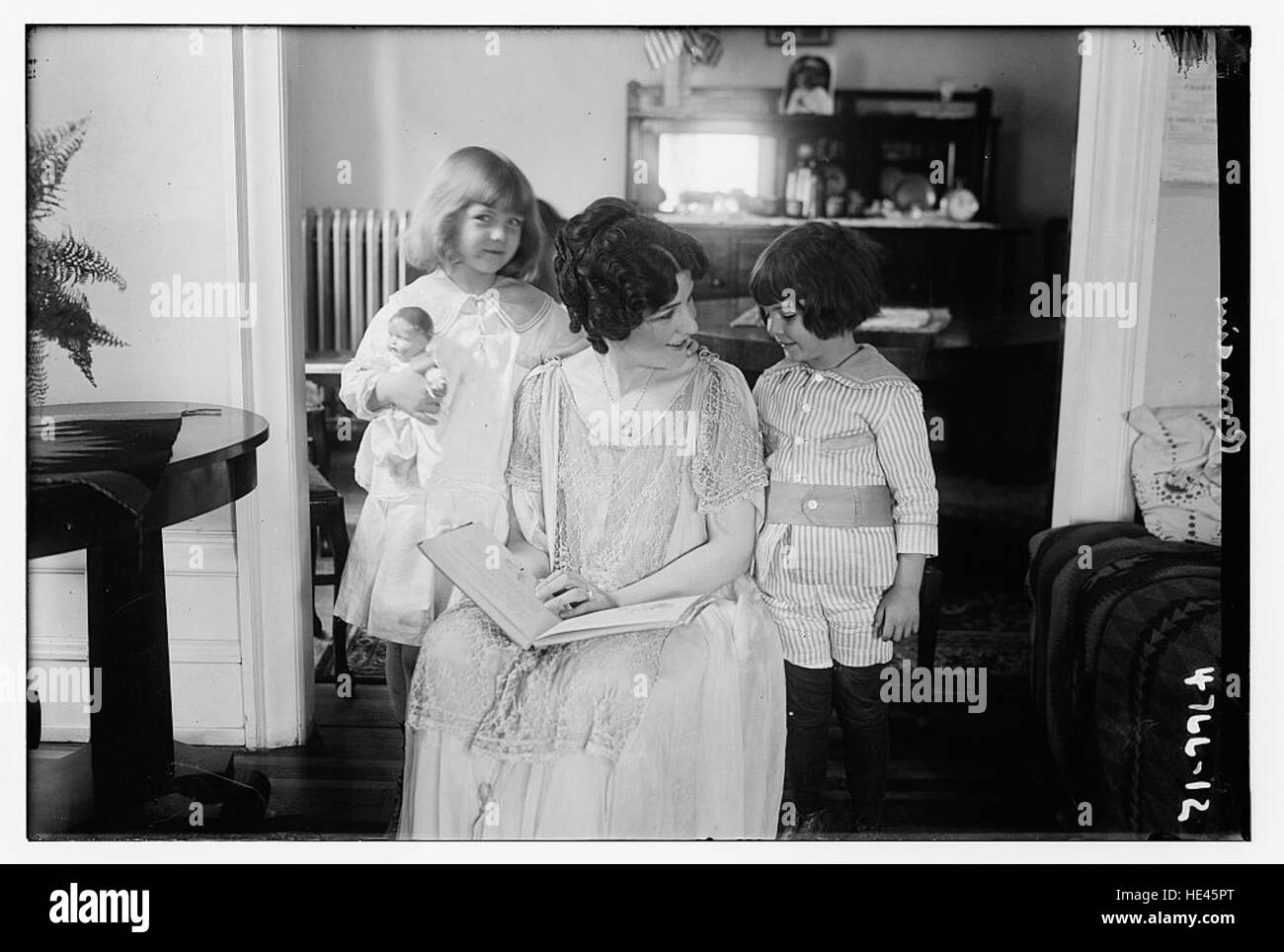 Romaine represents a bygone historical era, capturing images from the ...