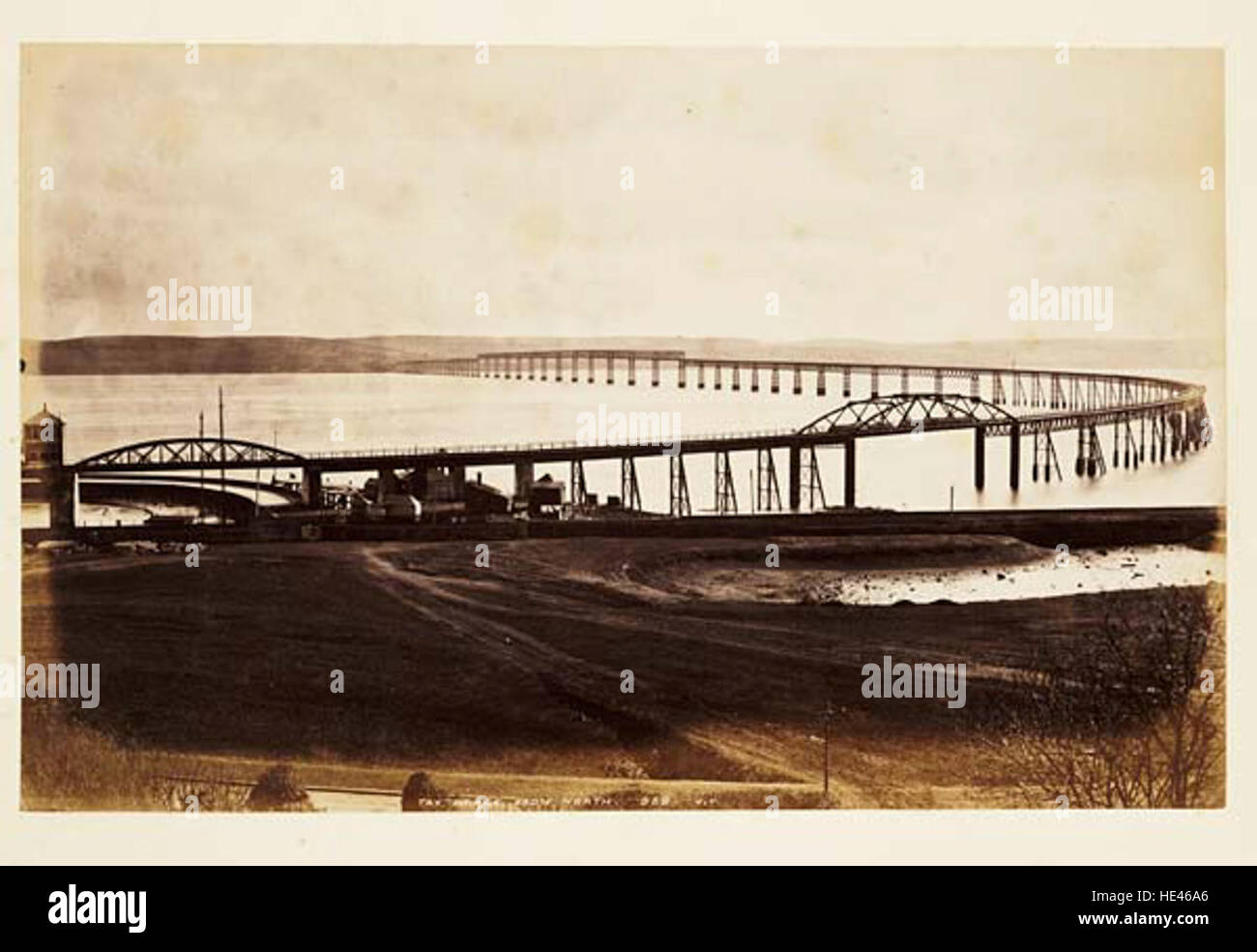 Old tay bridge hi-res stock photography and images - Alamy