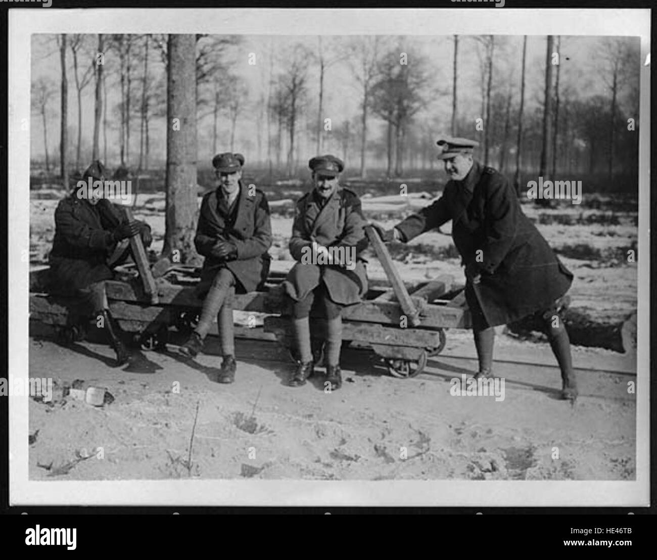 Approach officers hi-res stock photography and images - Alamy