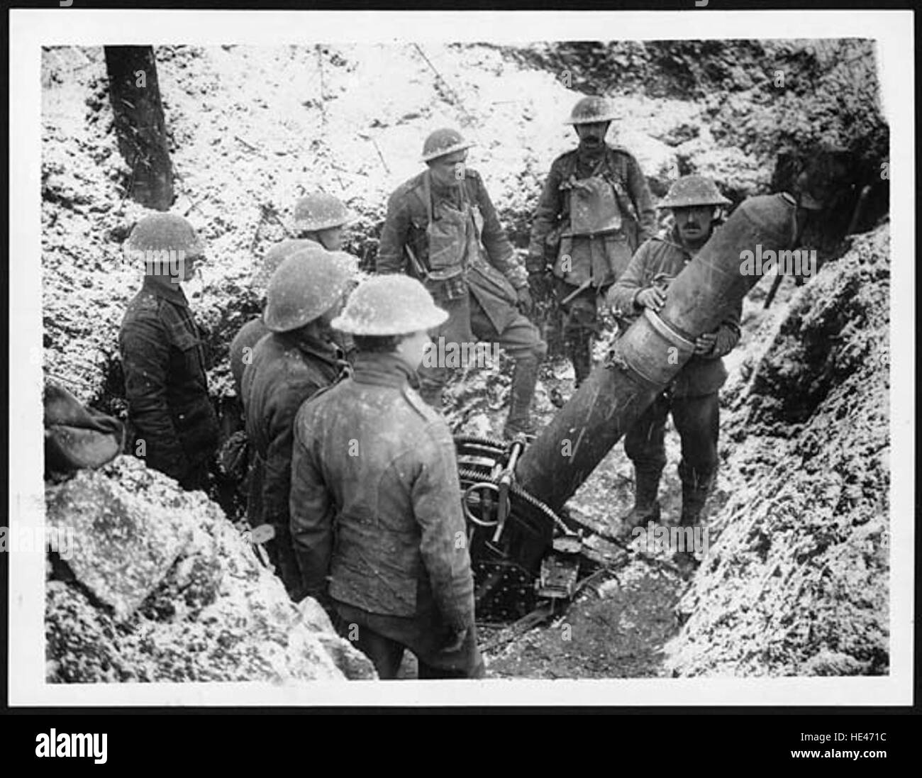 Mortar loading hi-res stock photography and images - Alamy