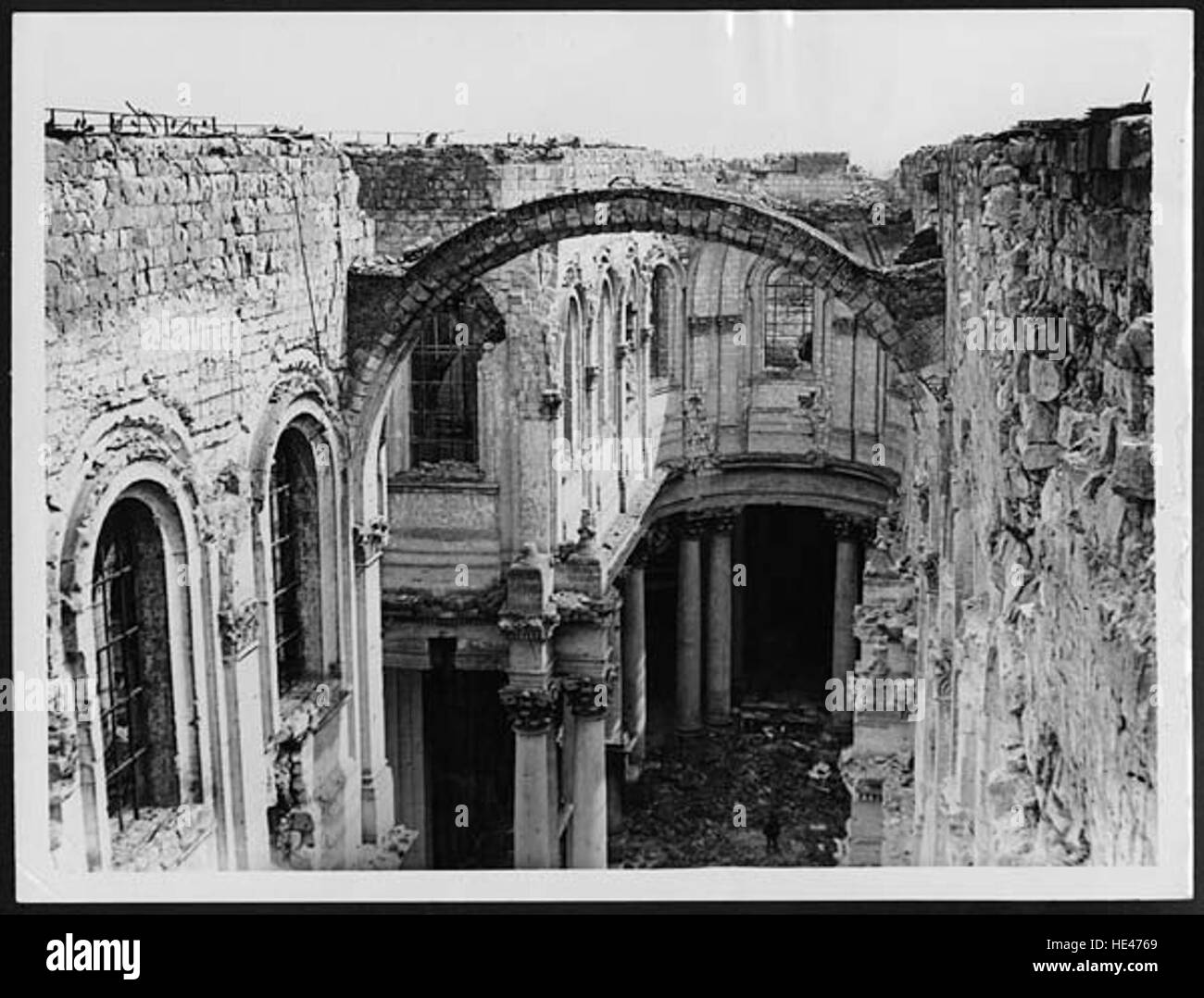 Arras cathedral hi-res stock photography and images - Alamy