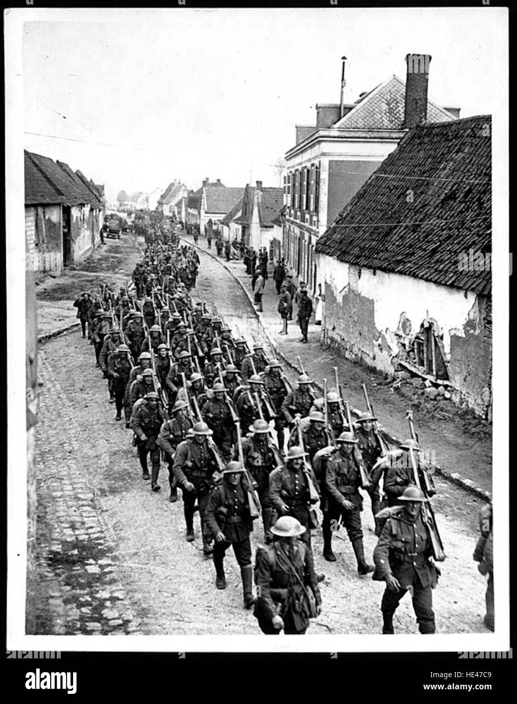 Marching back hi-res stock photography and images - Alamy