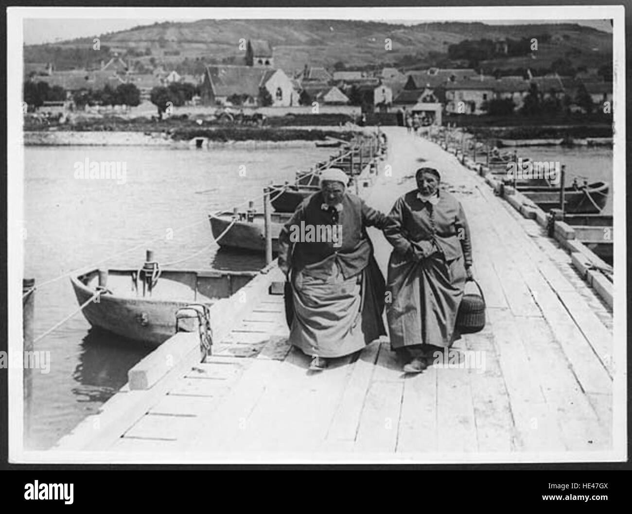 Old refugees hi-res stock photography and images - Alamy