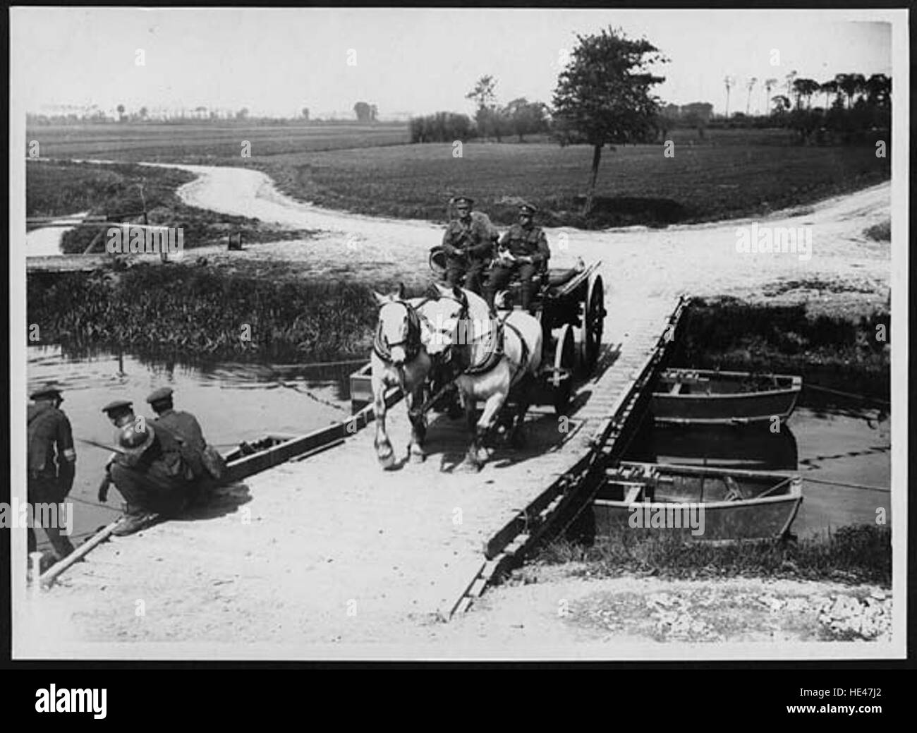 Transport crossing a pontoon bridge Stock Photo - Alamy