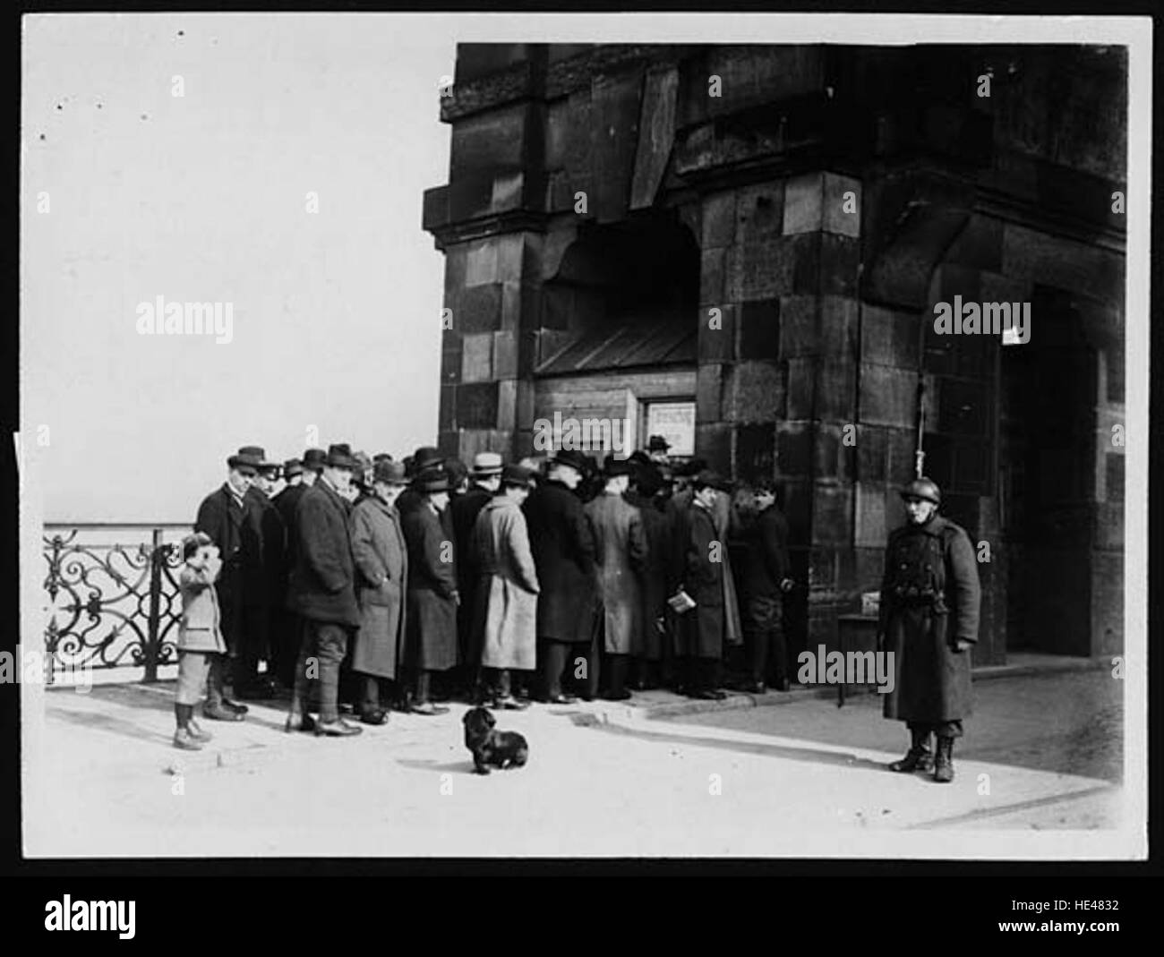 German revolution the spartacists hi-res stock photography and images ...