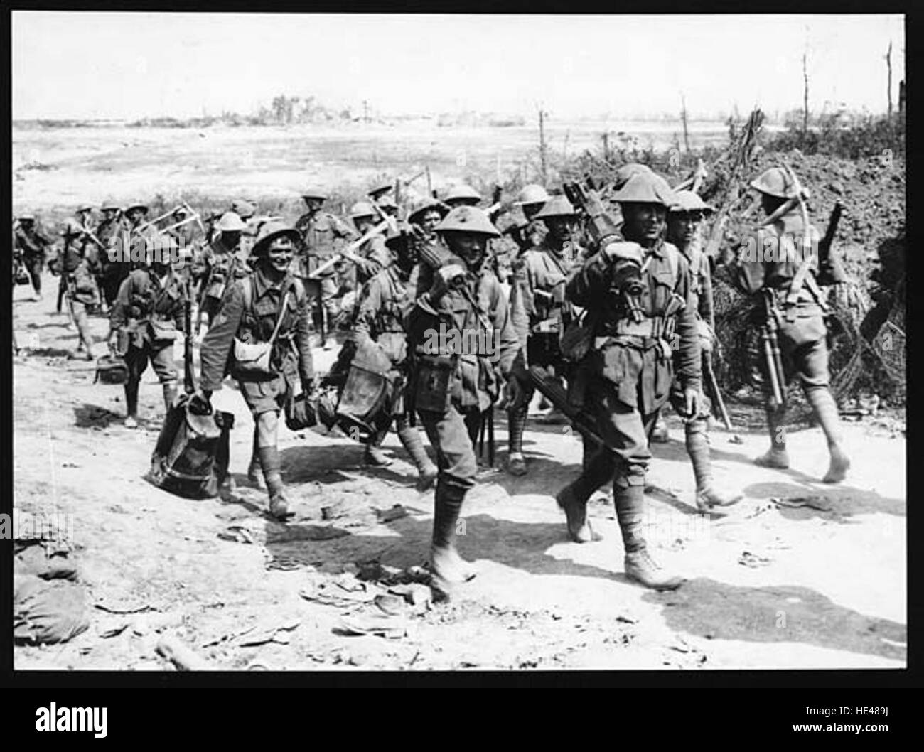 This historical photograph captures Australian machine gunners ...