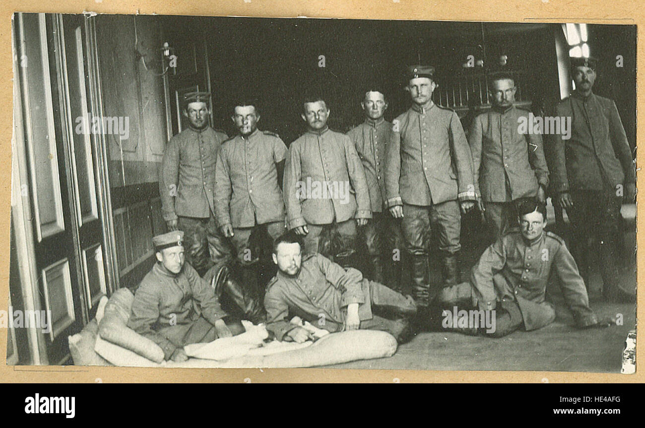 This image shows German prisoners of war captured during World War I ...