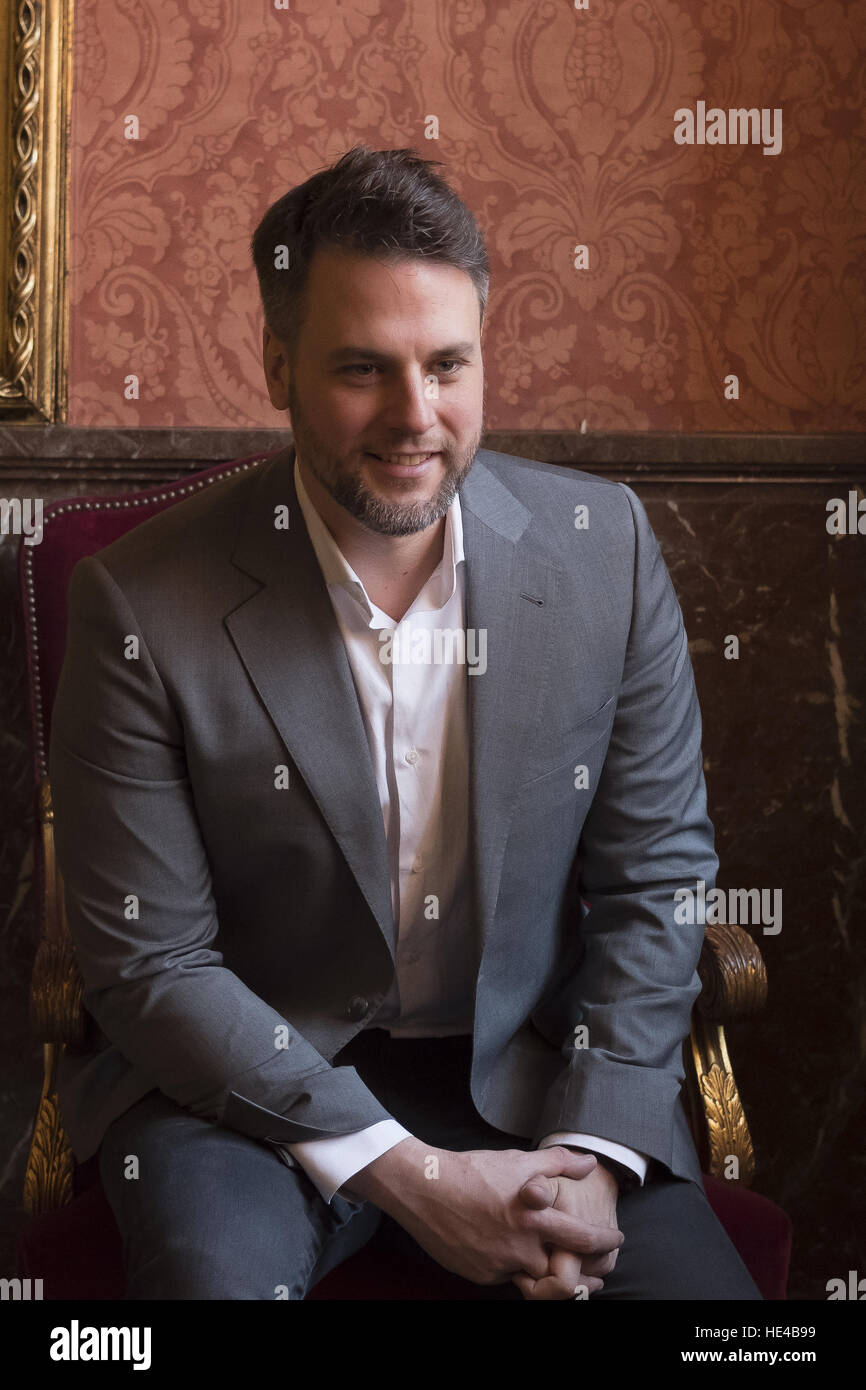 Geronimo Rauch poses for pictures at Teatro de la Zarzuela Theatre ...