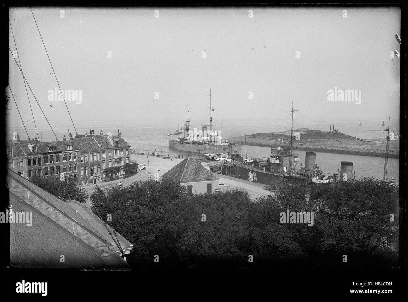 Torpedo boat destroyer Hr Ms Kortenaer, Alkmaar, Dutch Navy, historic photograph Stock Photo - Alamy