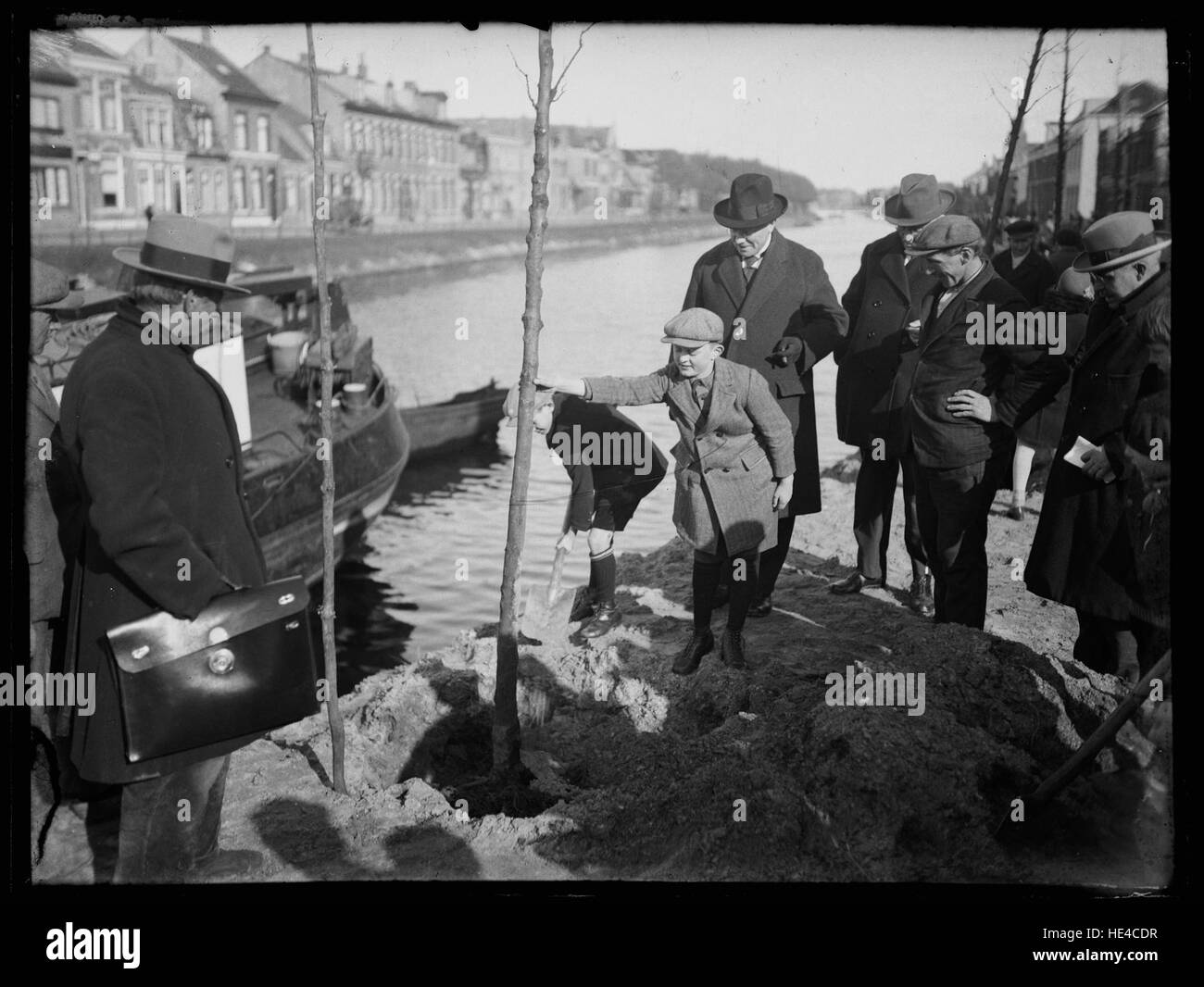 Old practices of planting Black and White Stock Photos & Images - Alamy