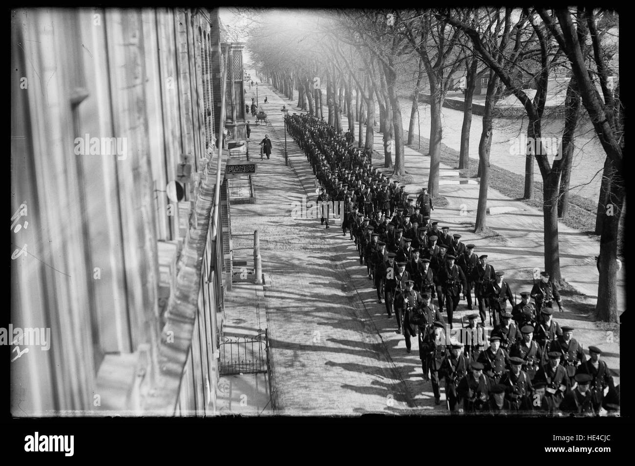 Naval uniform photograph hi-res stock photography and images - Alamy