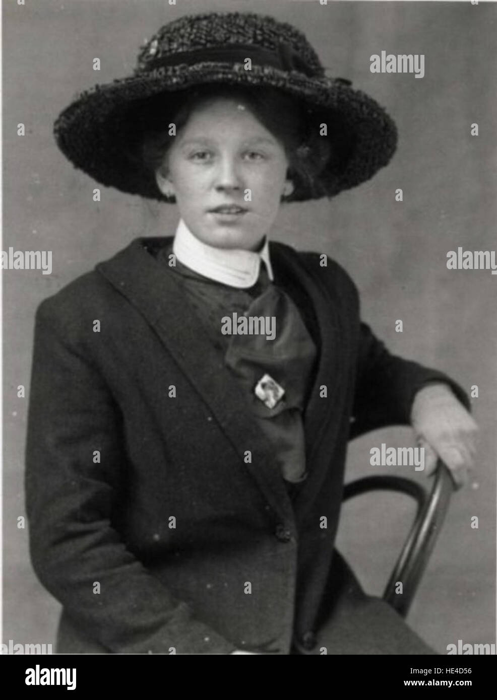 Lady in a hat circa 1910, DDX1319-5-EYC133, historic image from the ...