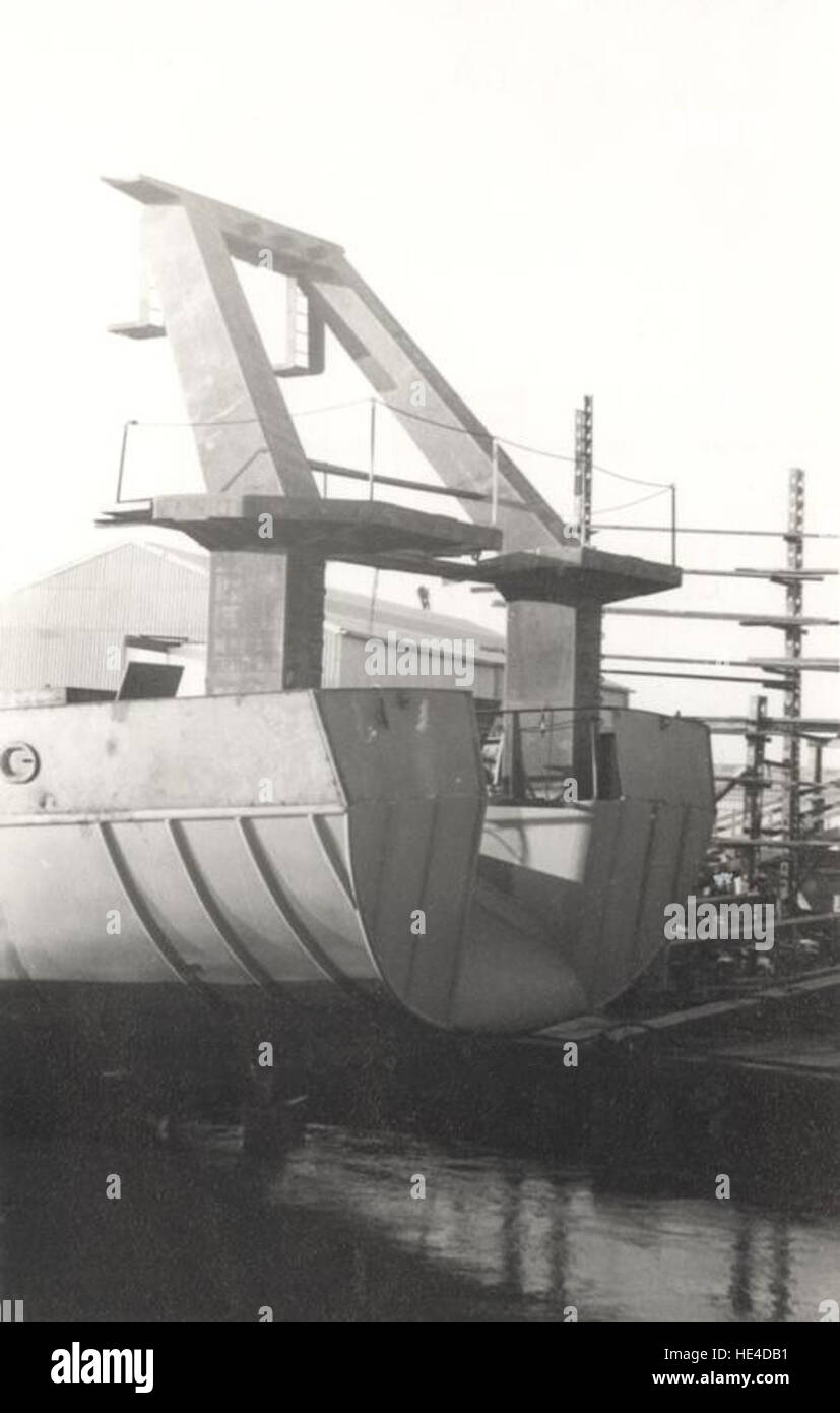 Navena stern trawler at Grovehill shipyard, 1970s, historic photo ...